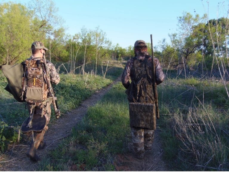 165 Hunting Tips: The Complete Guide to Hunting
